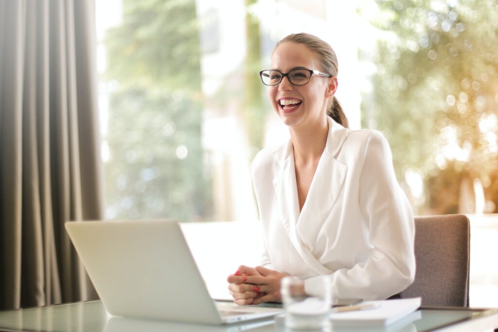 16 Powerful Career Aspirations Examples For Freshers, Leadership & More